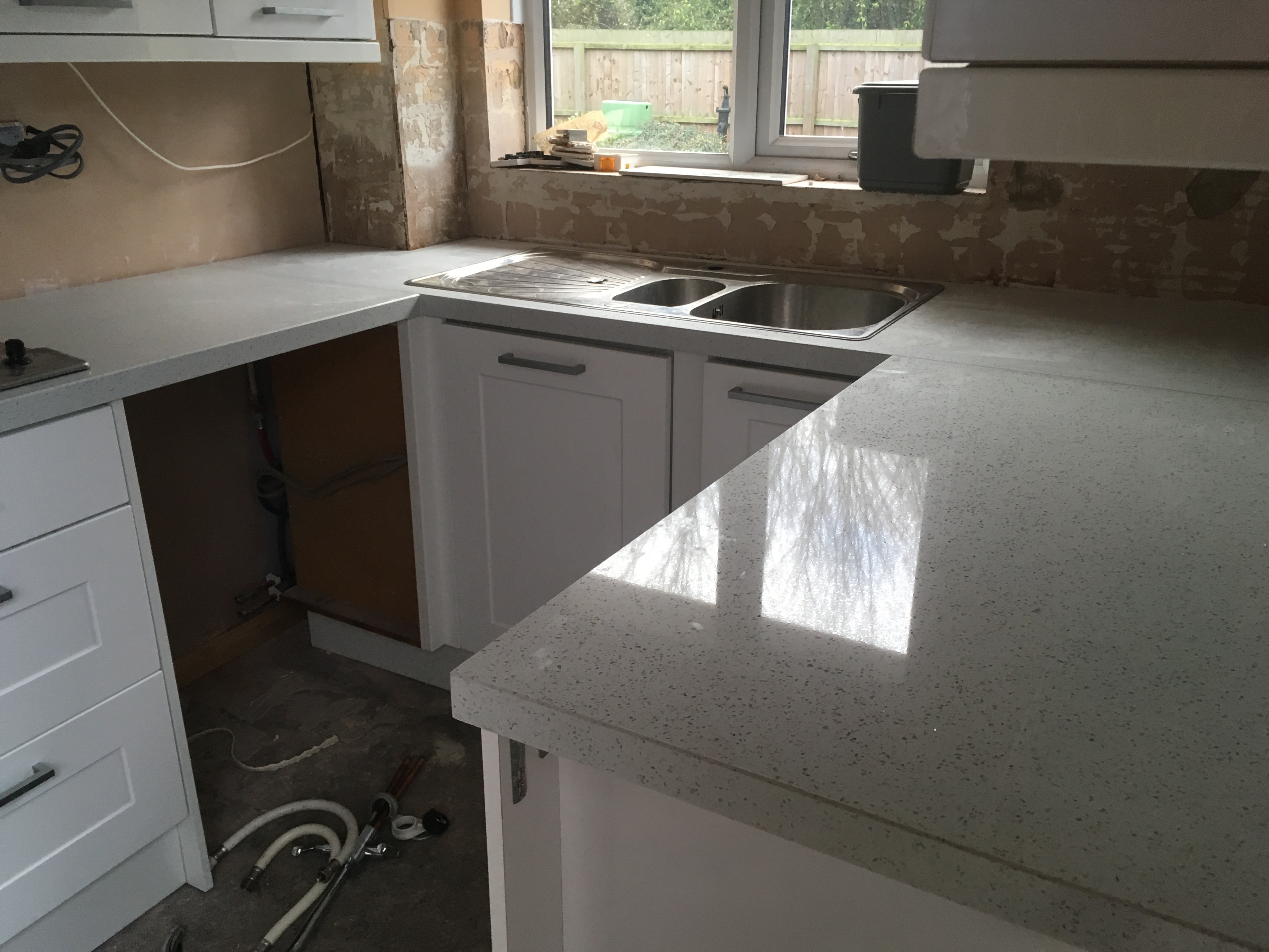 Midland Worktop Fitters C46D7AB4-1A96-4675-A816-F5C7D0AFB101