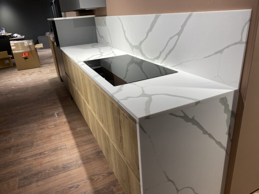 Midland Worktop Fitters Quartz & Granite