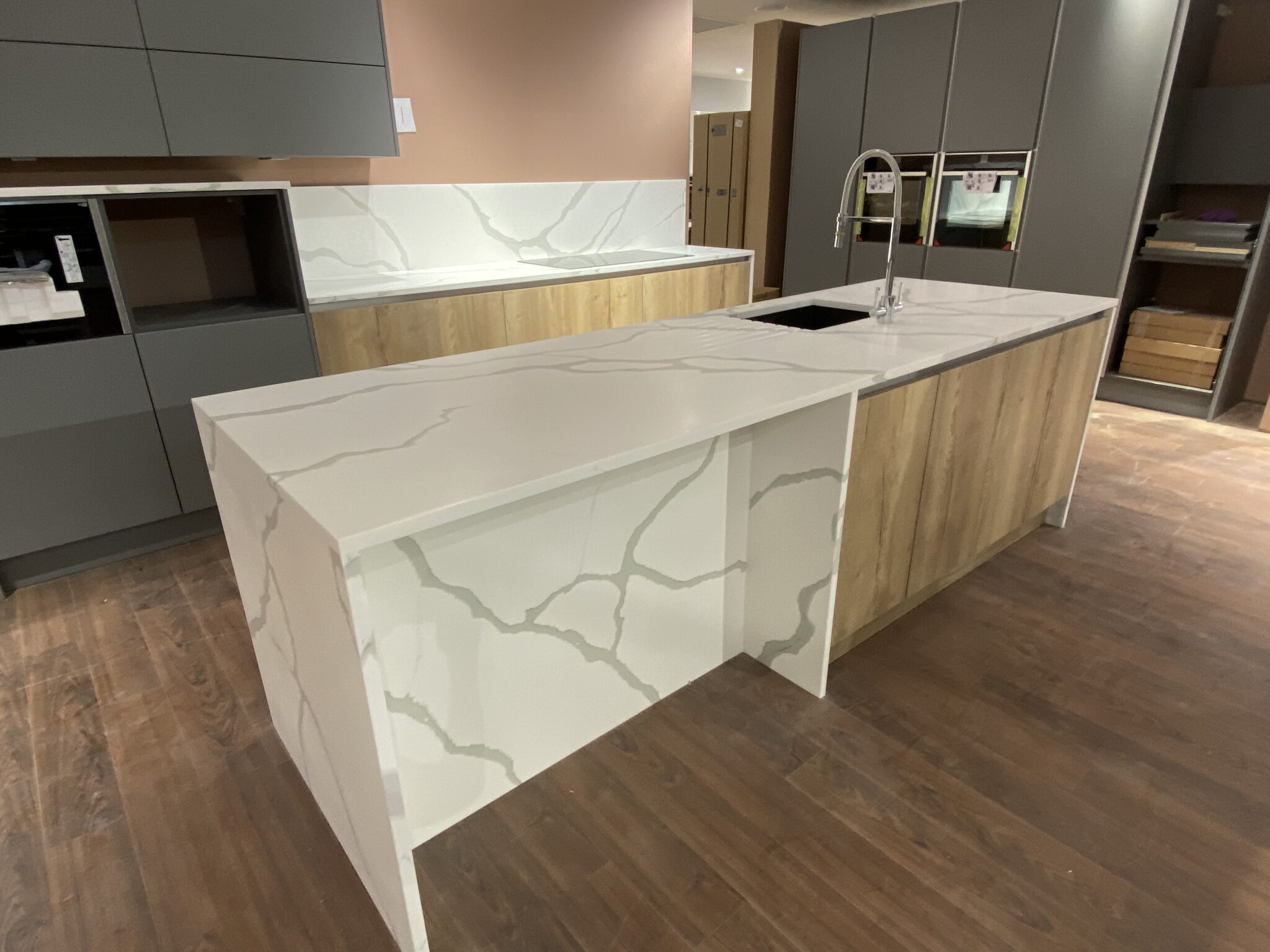 Midland Worktop Fitters Solid Surface