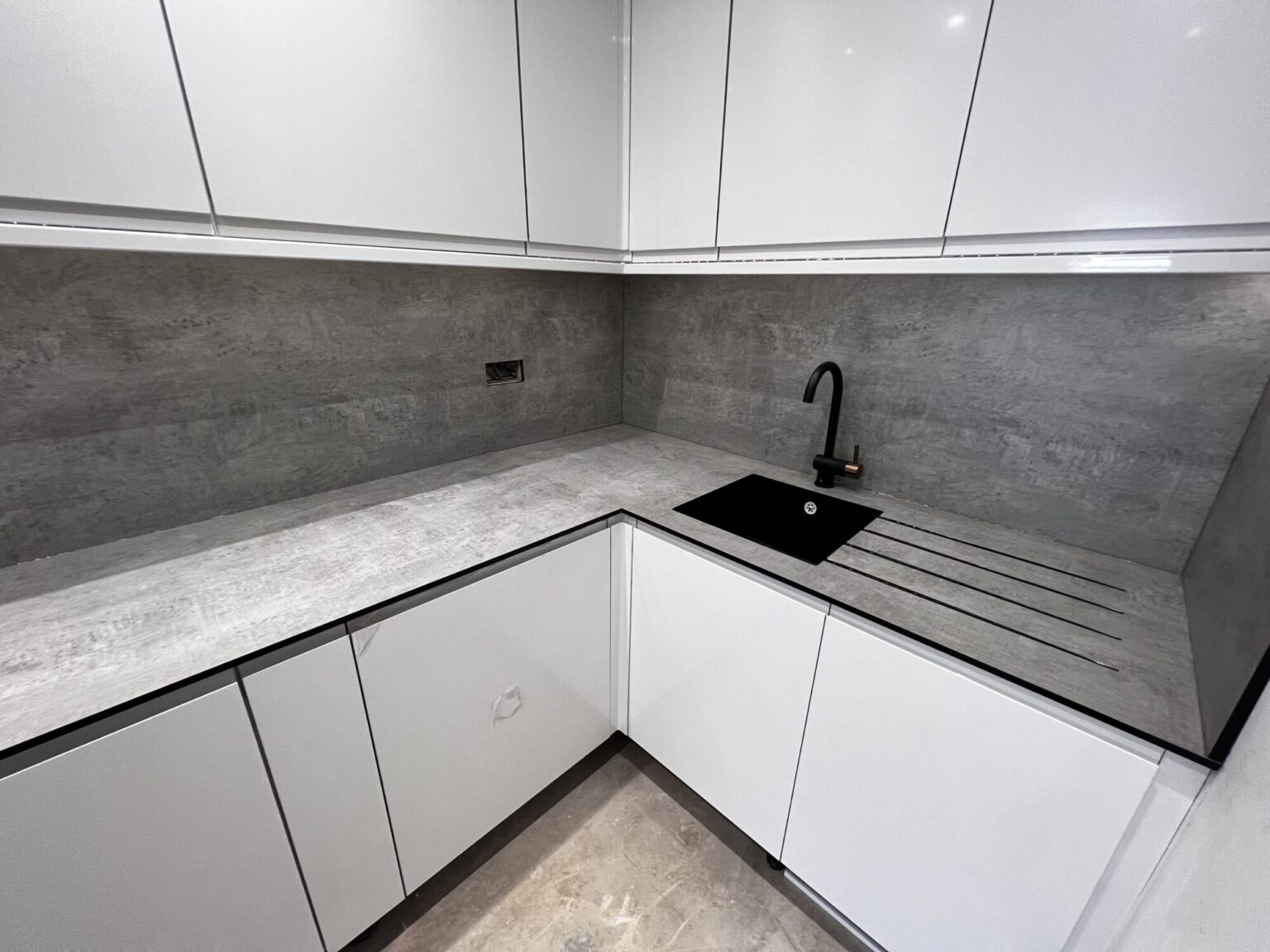 Experts in Compact Laminate installation